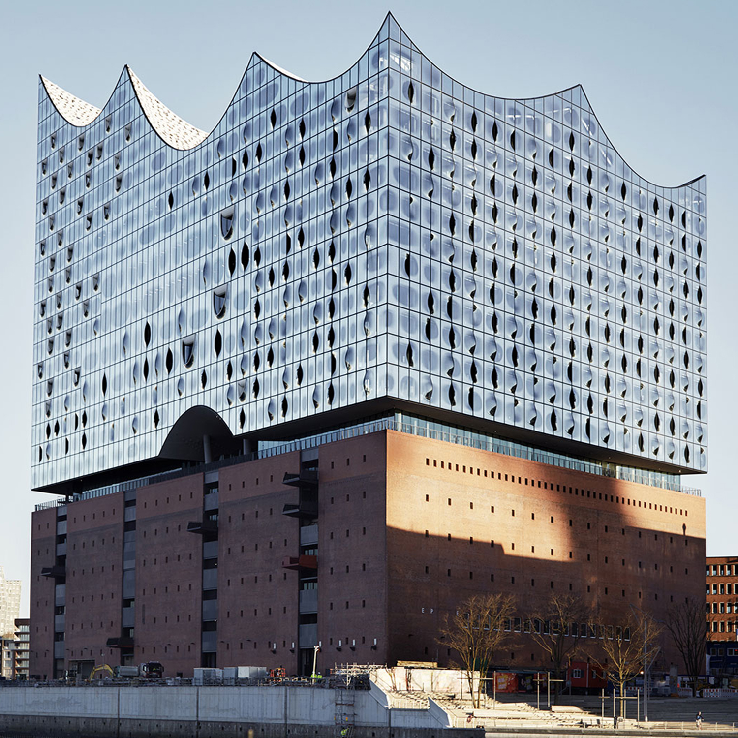 The Elbphilharmonie Hamburg – SURFACE