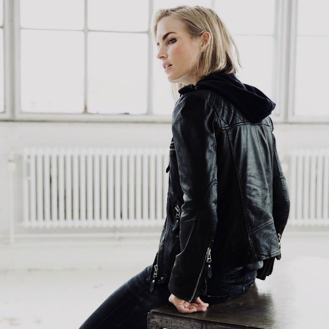 Designer of the Day: Mandy Graham – SURFACE