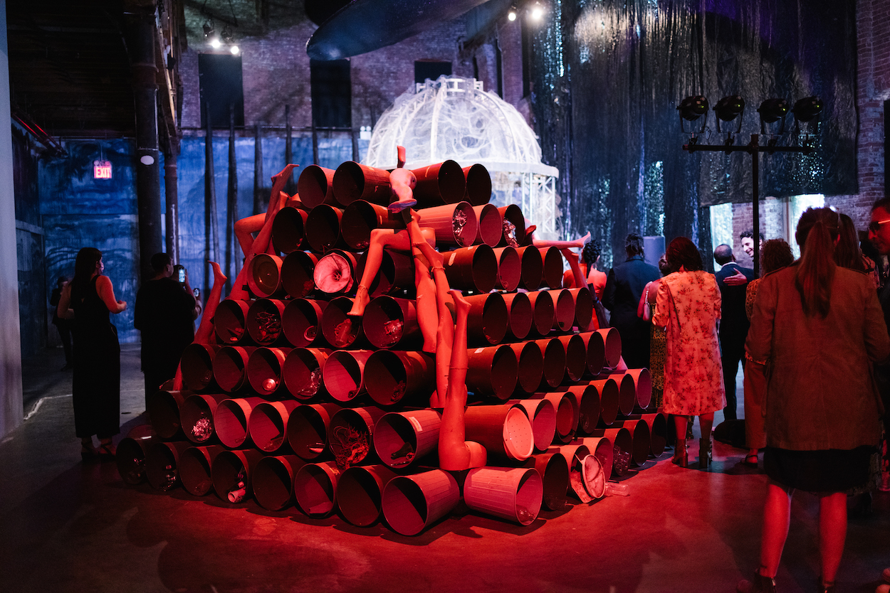 Pioneer Works Toasts “Brand New Heavies” With a Star-Studded Benefit ...