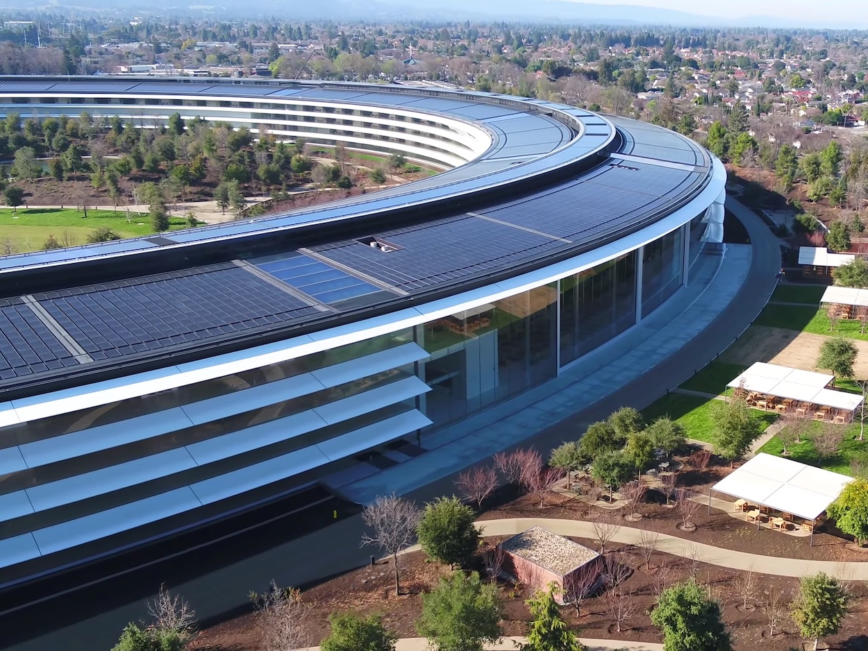 Is Apple s Design Studio Losing Its Cachet SURFACE Is Apple s Design Studio Losing Its Cachet SURFACE