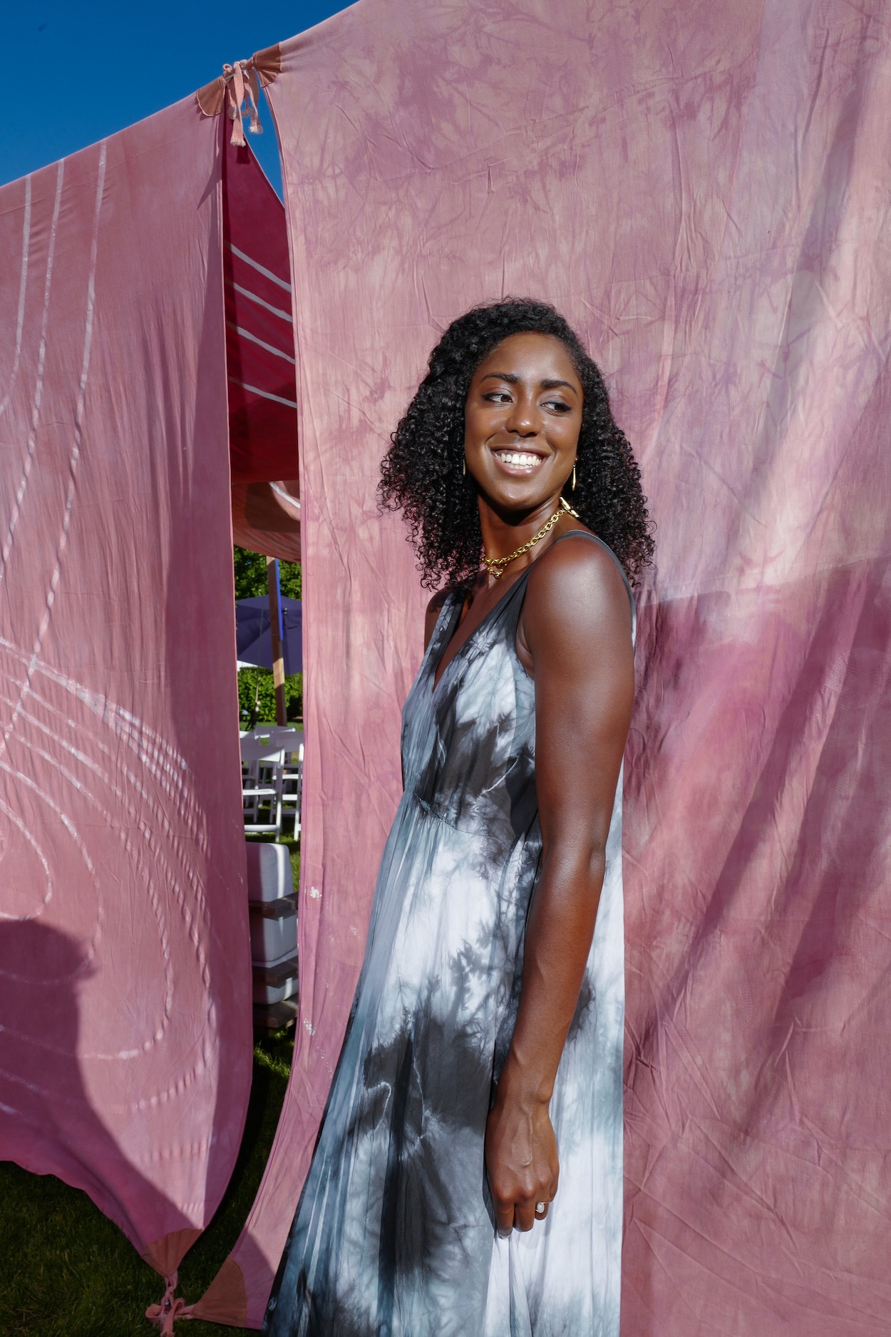 Worthless Studios Takes Over the Reform Club for Its Annual Summer Social – SURFACE