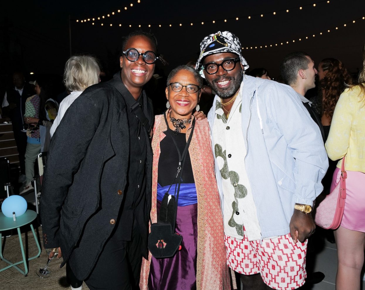 The Artists First Alliance’s Lively Benefête in the Rockaways – SURFACE