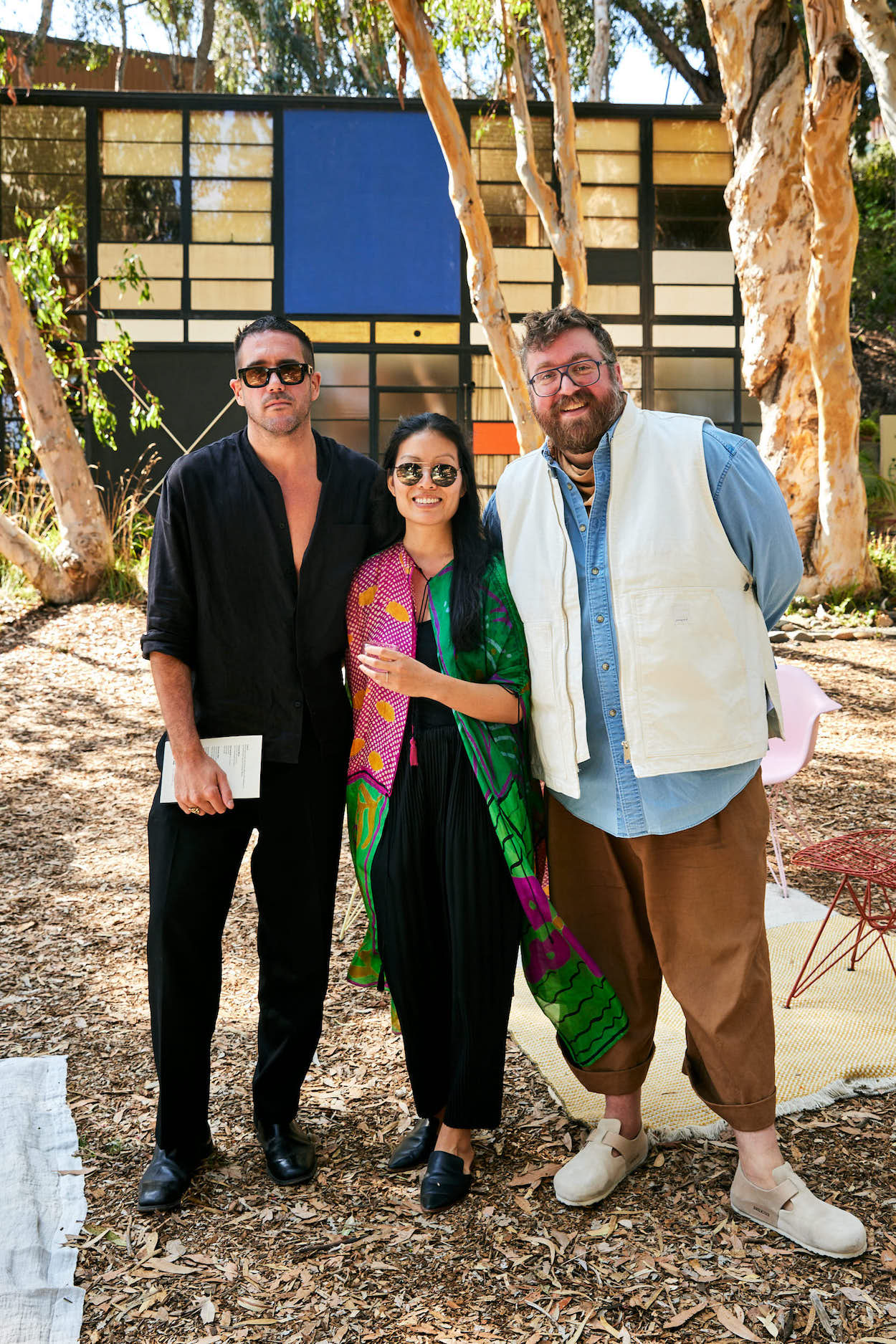 A Sunny Picnic to Celebrate Charles and Ray Eames – SURFACE