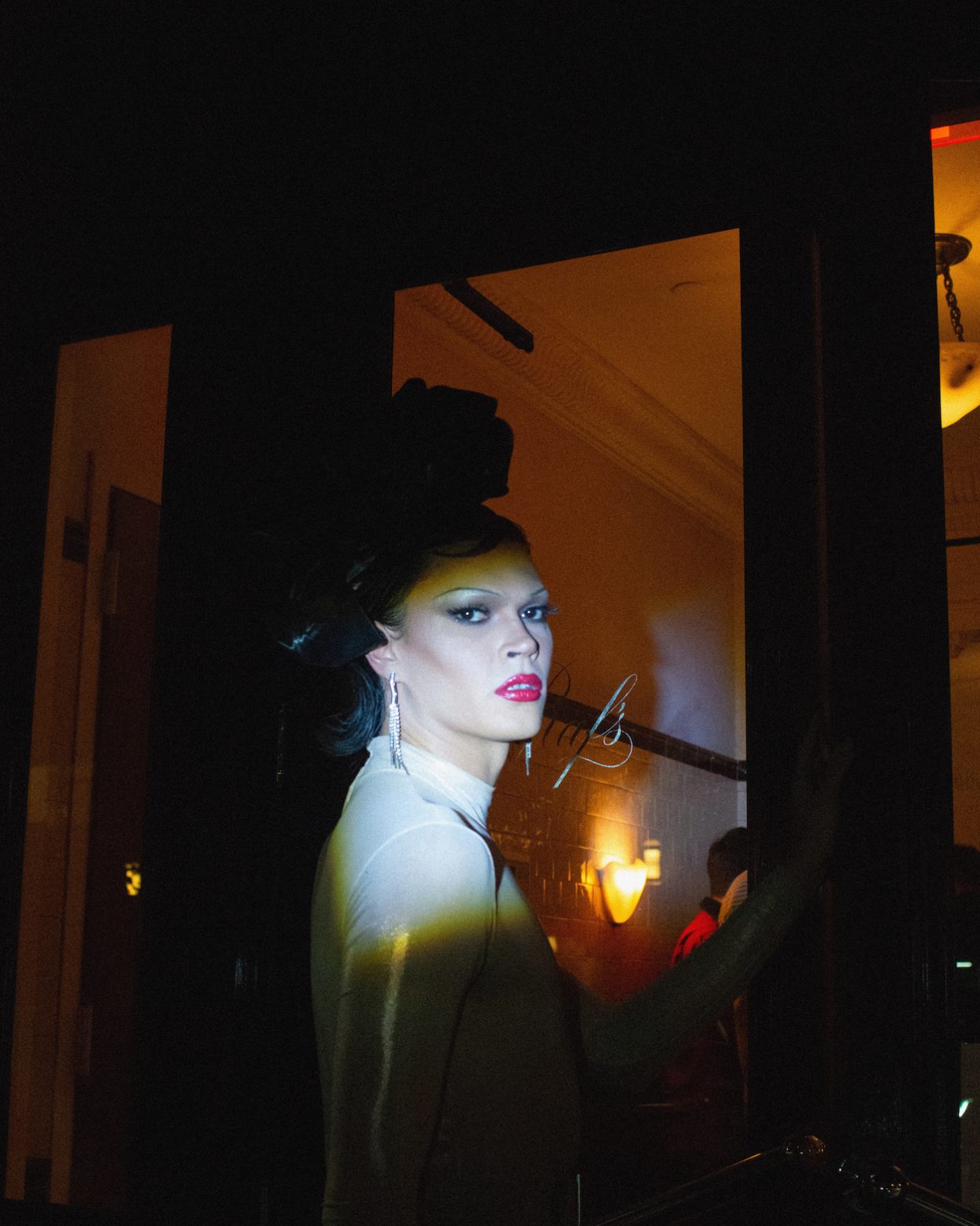 In Common With Hosts a Festive Fifth Anniversary Cocktail – SURFACE