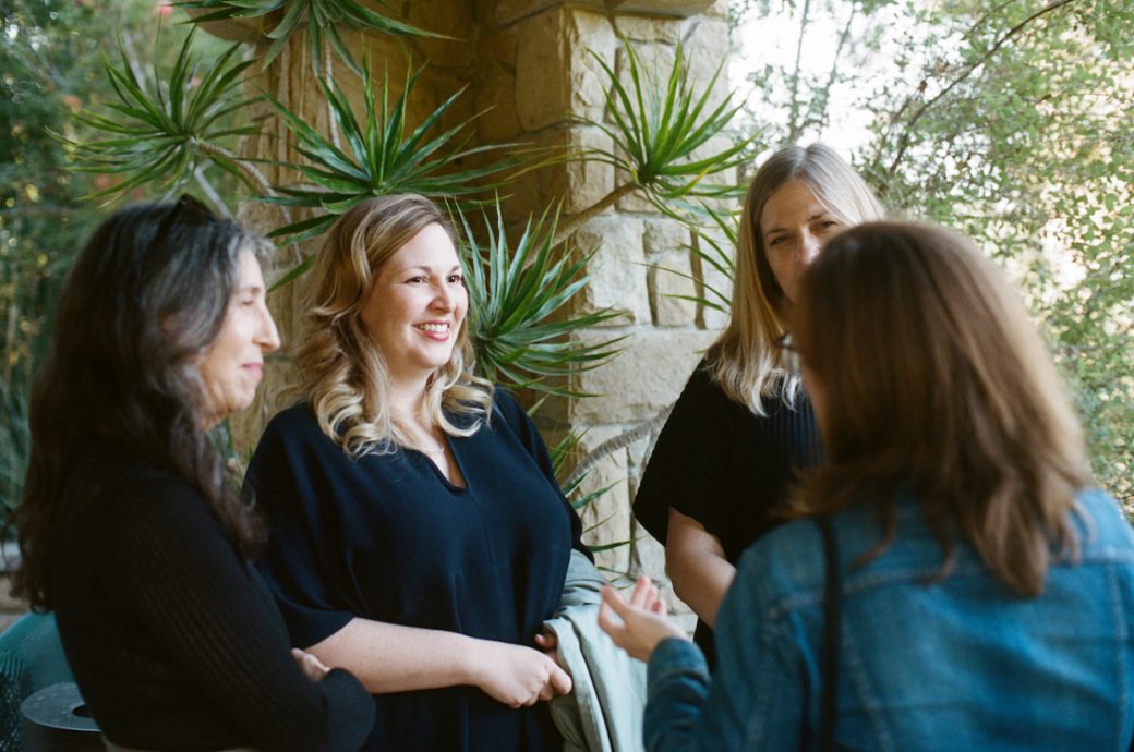 A Low-Key Design Toast at a Lush Los Feliz Estate – SURFACE