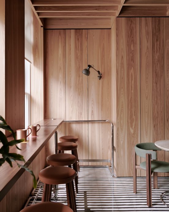 In London, Meat the Fish Distorts All Sense of Time and Place – SURFACE