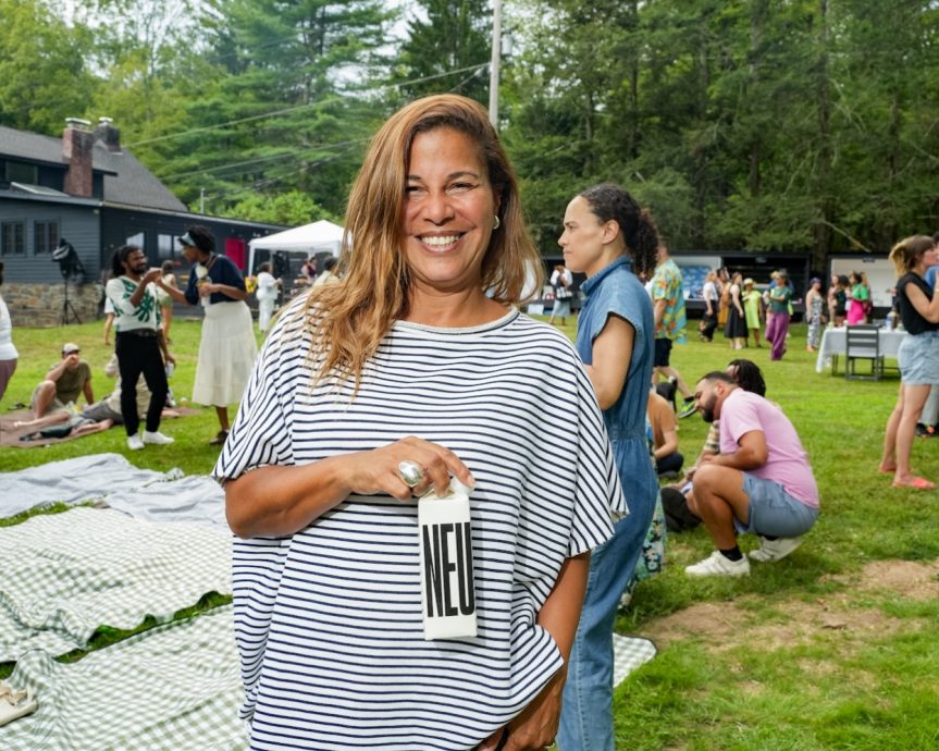 Stoneleaf Retreat Gathers a Crowd for Open Studios – SURFACE